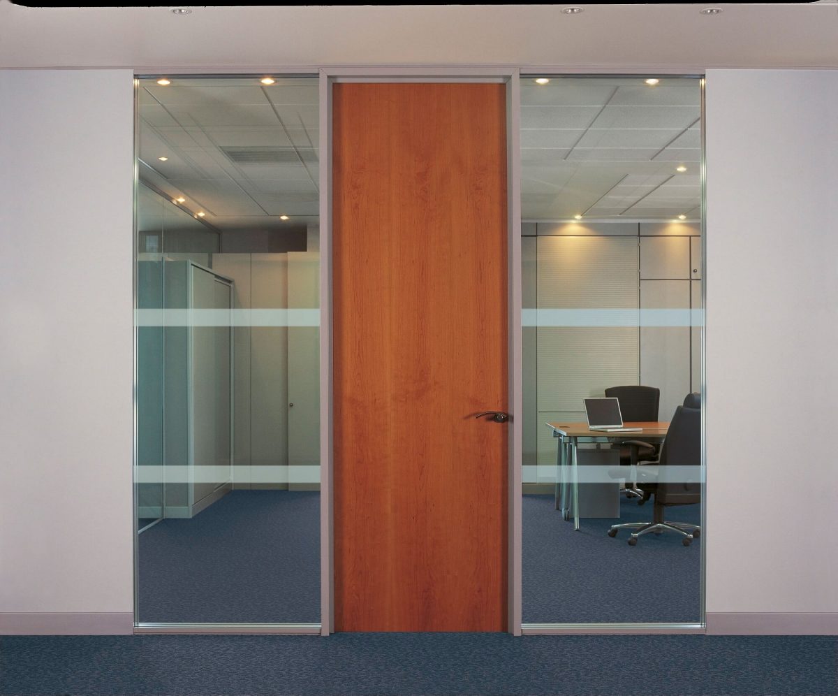 Timber Doors & Frames - Komfort